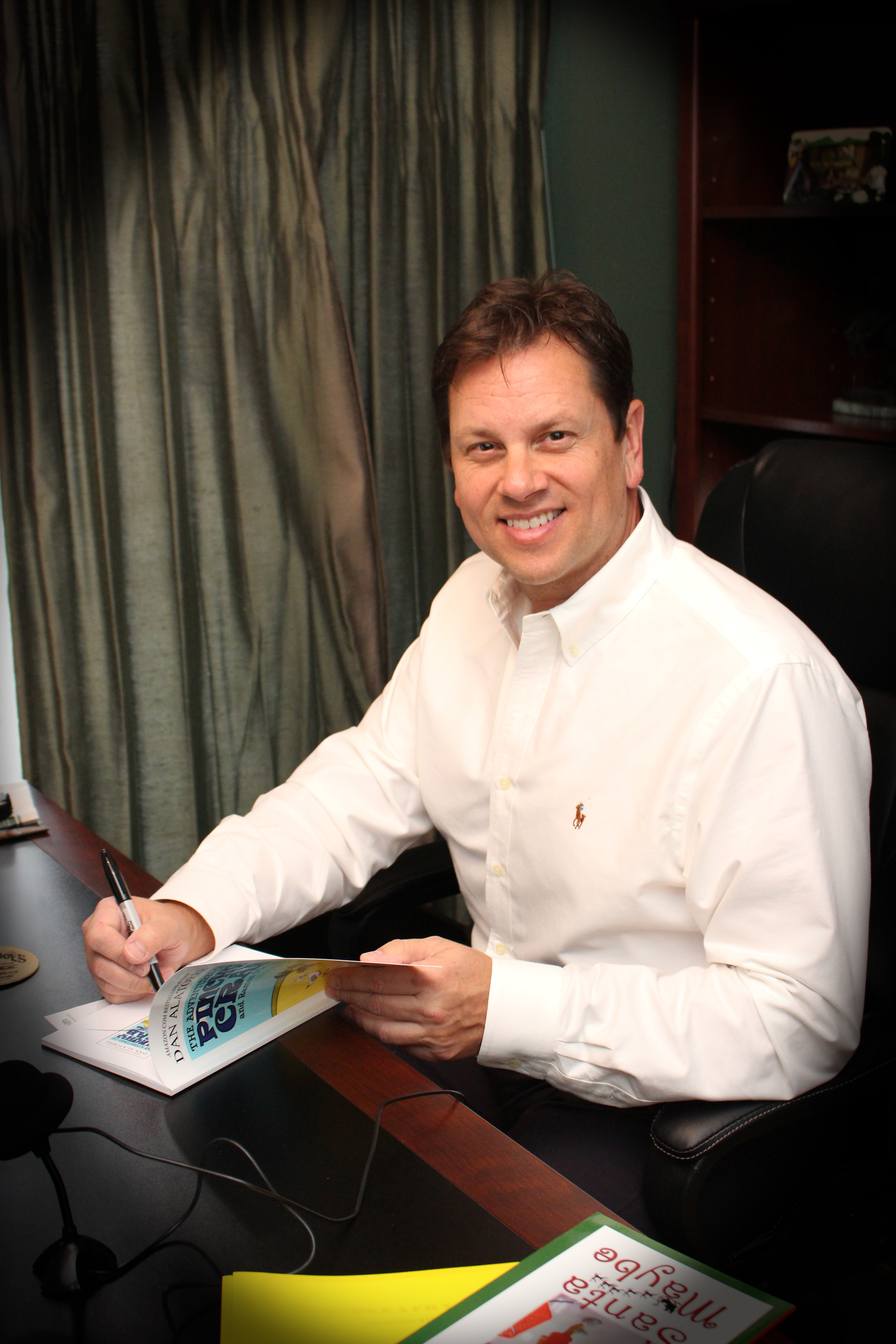 Interview with independent author Dan Alatorre – DAN ALATORRE